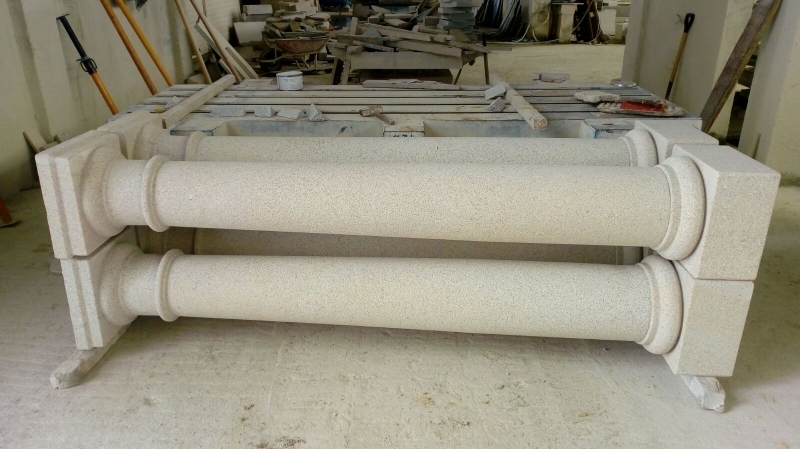 Poteaux en pierre naturelle : joomil.ch