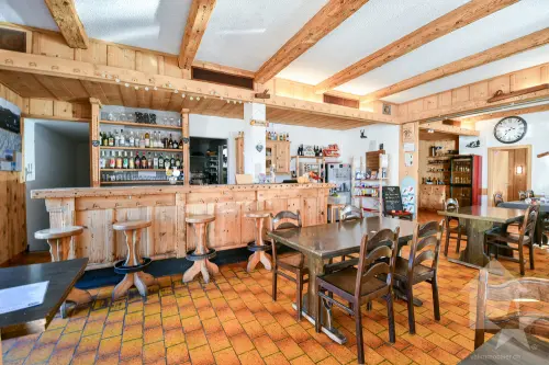 Auberge alpine rénovée à Bourg-St-Pierre - Joomil.ch